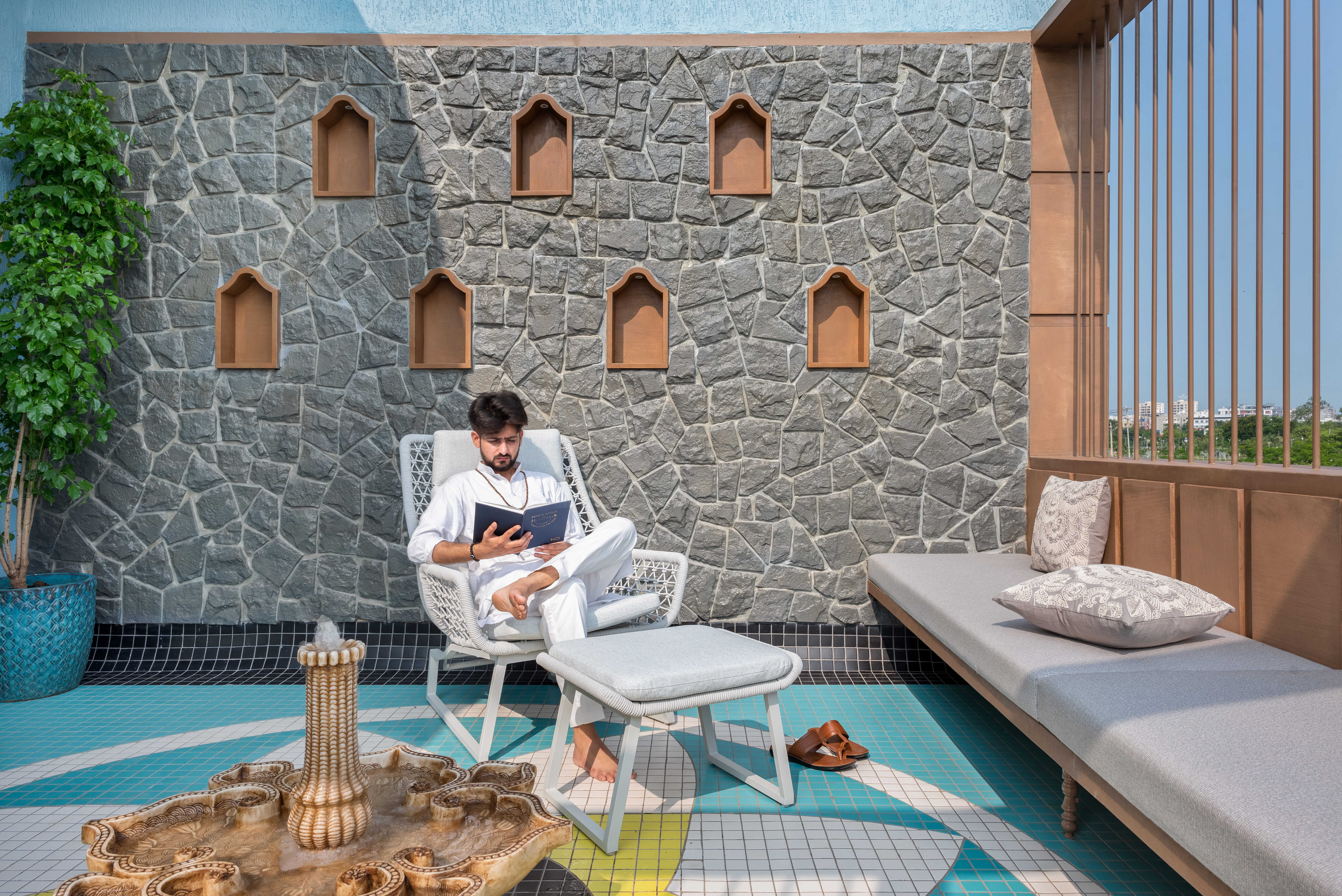 Blue courtyard house by MANOJ PATEL DESIGN STUDIO - Architizer