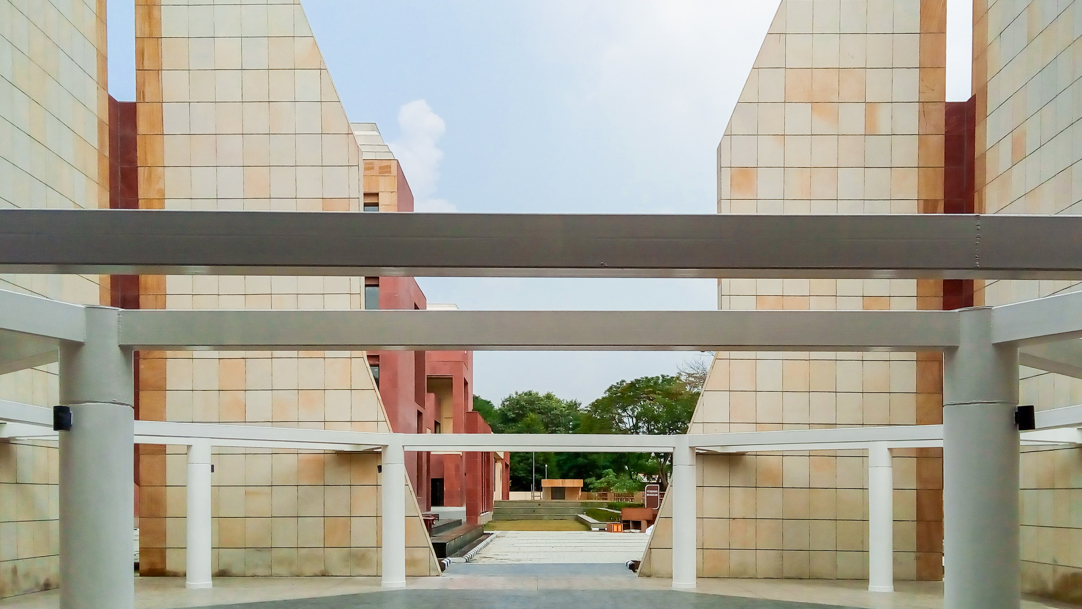 Trade Facilitation Center & Craft Museum, Varanasi by Sikka Associates ...