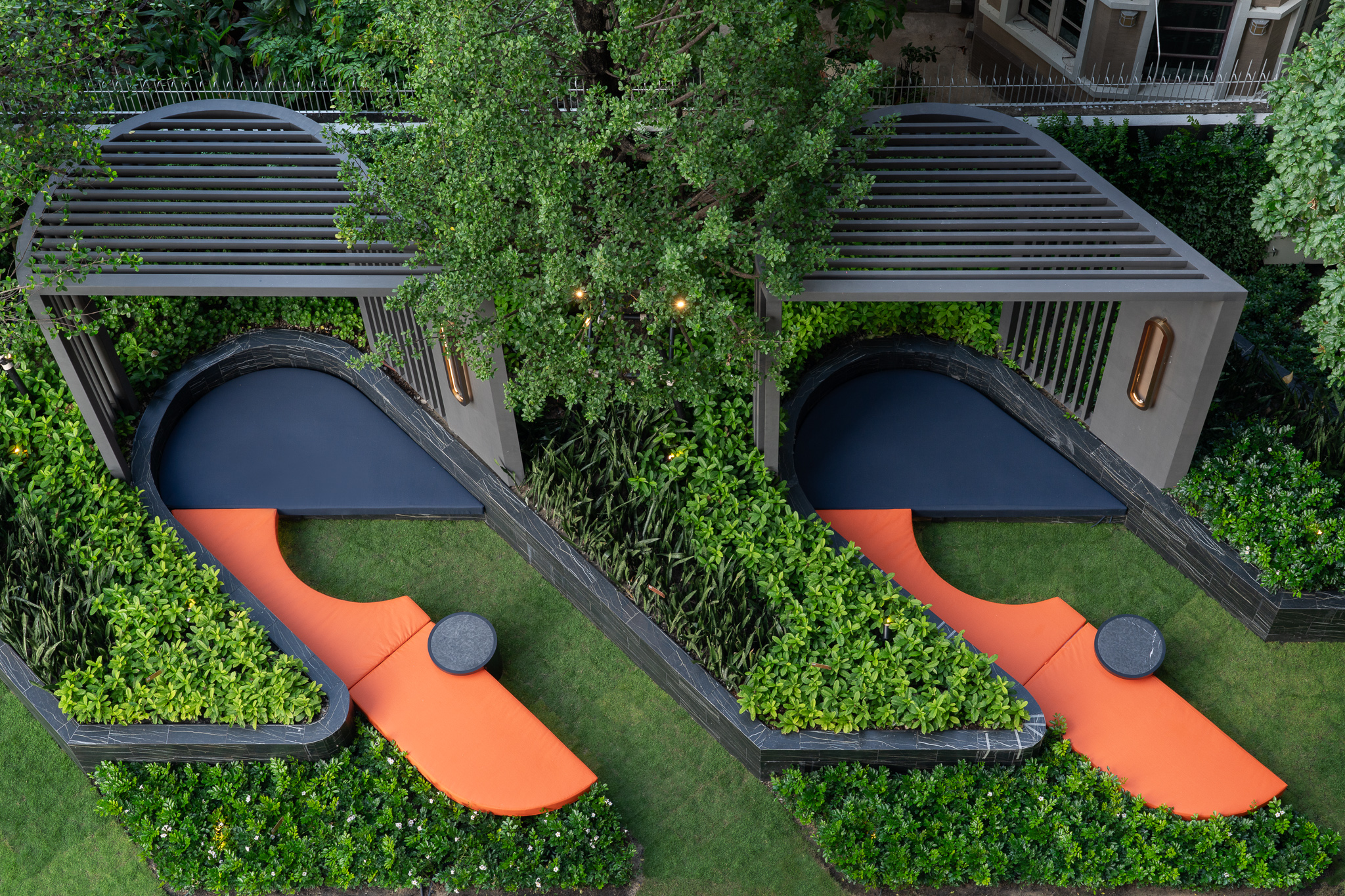 Life Rama 4 - Asoke by Redland-scape.Ltd - Architizer