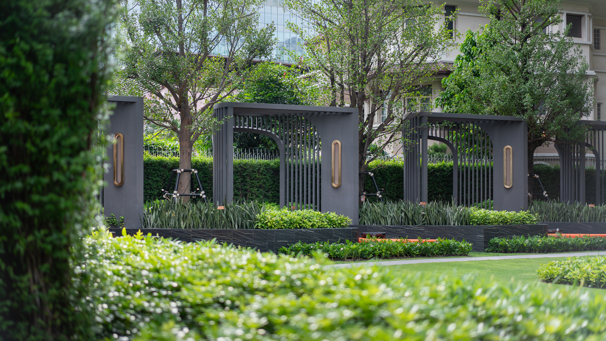 Life Rama 4 - Asoke by Redland-scape.Ltd - Architizer