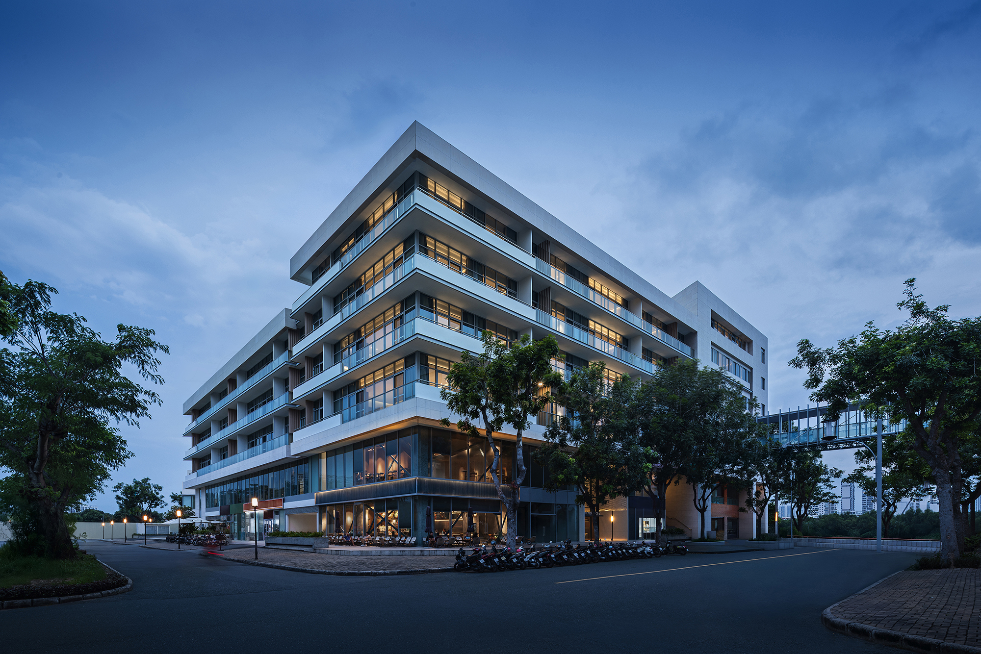 Crescent Residence 2 Serviced Apartment by IDMatrix - Architizer