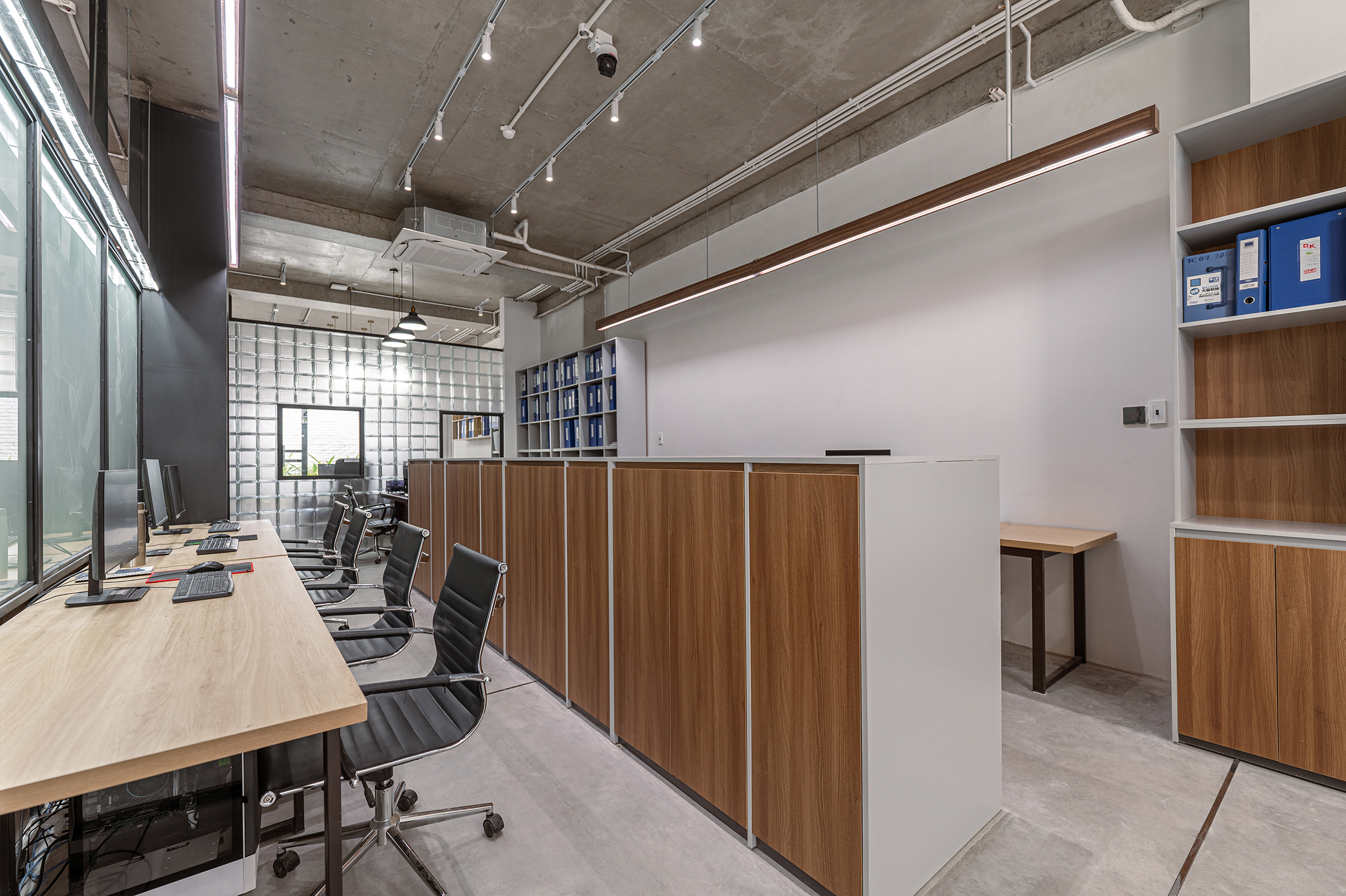 DB-OFFICE by Chi.Arch - Architizer