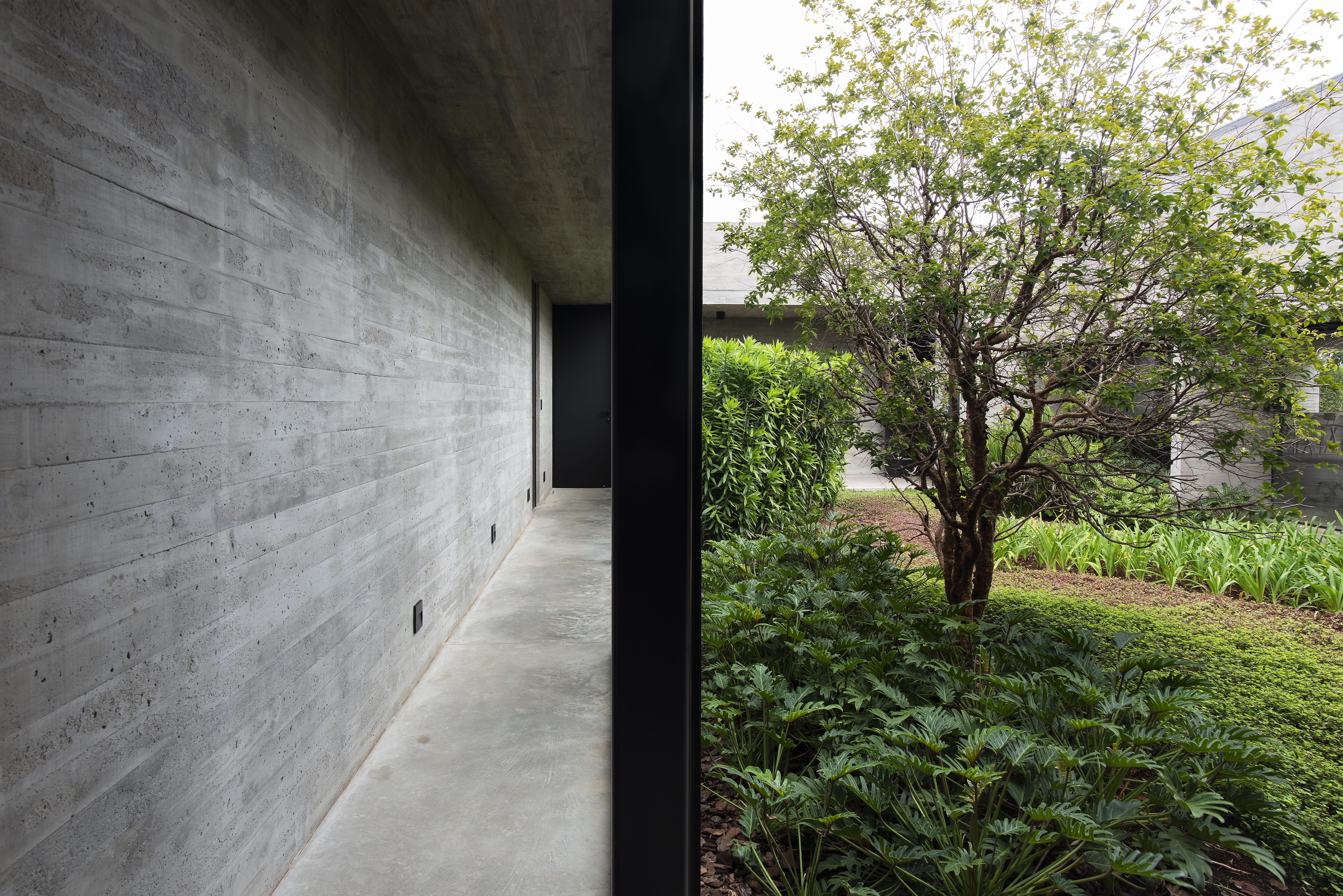 Paula House by Luciano Kruk Arquitectos - Architizer