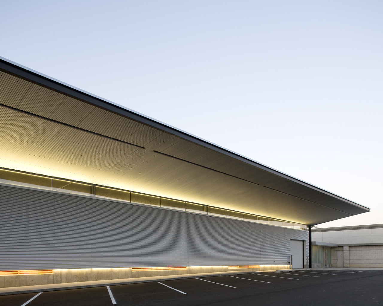 Distribution Center for Cox Communications by El Dorado - Architizer