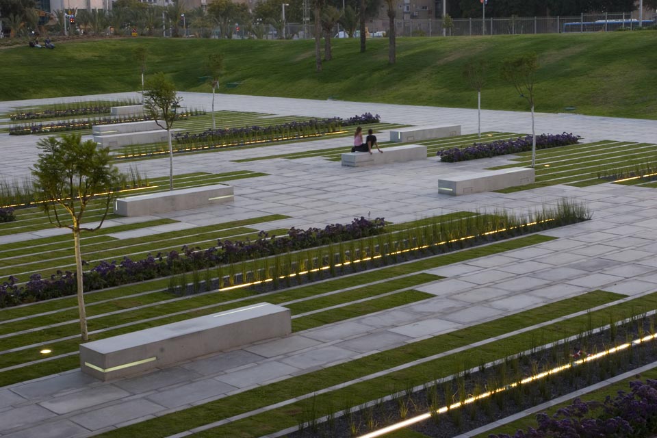 University Square by Chyutin Architects - Architizer