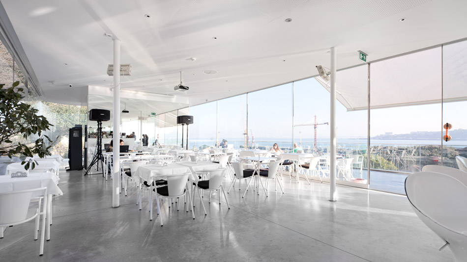 Le Chat Bar by aspa - Architizer