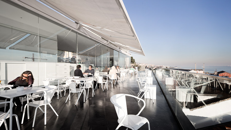 Le Chat Bar by aspa - Architizer