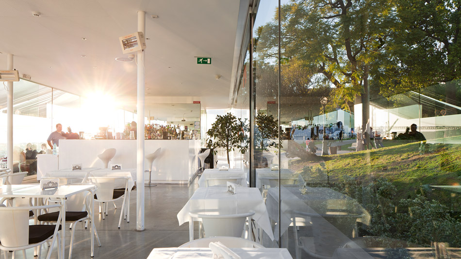 Le Chat Bar by aspa - Architizer