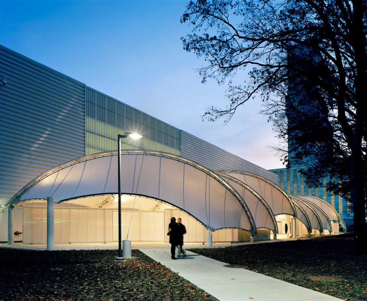 Pushing the Boundary: Translucent Fabric and Tensile Façades ...