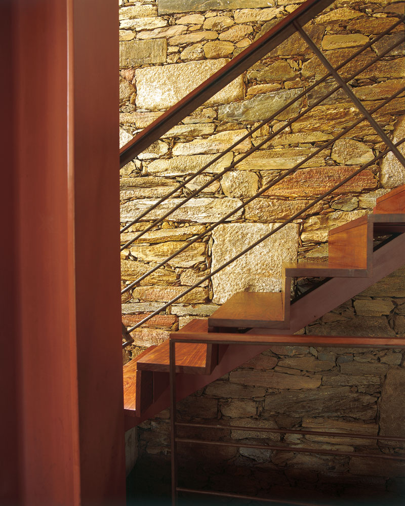 ClubHouse de Ponte de Lima by Topos Atelier de Arquitectura, Lda ...