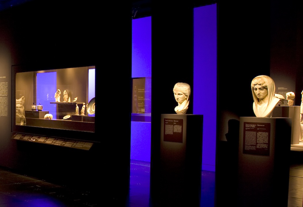 Greek Masterpieces from the Louvre exhibit - Architizer