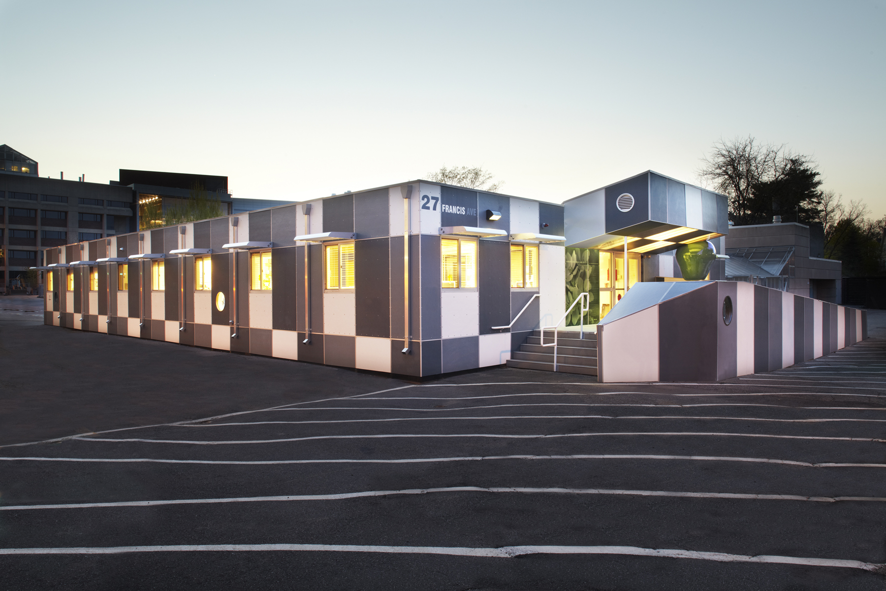Energy Positive Relocatable Classroom by Anderson Anderson Architecture ...