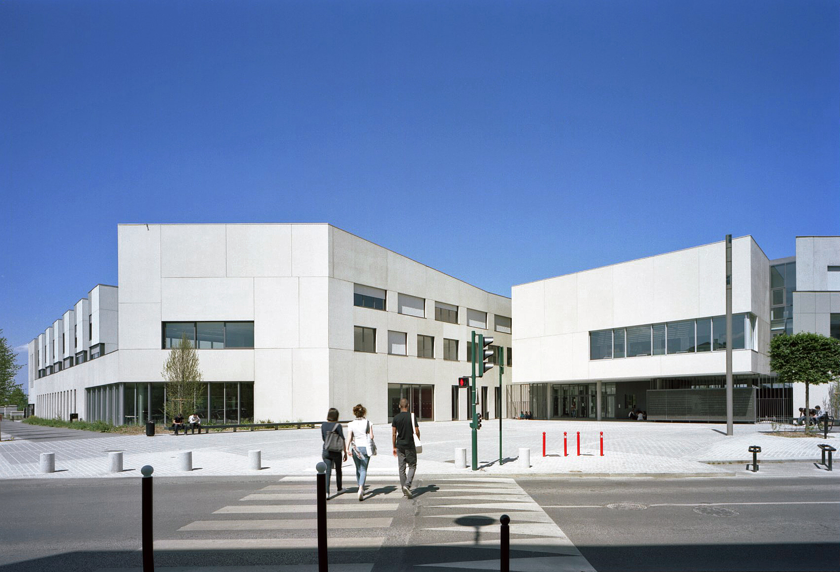 Versailles University Science Library by Badia Berger Architectes ...