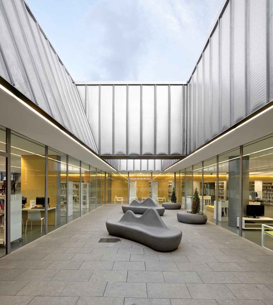 Library in Singuerlin by Taller 9s Arquitectes - Architizer