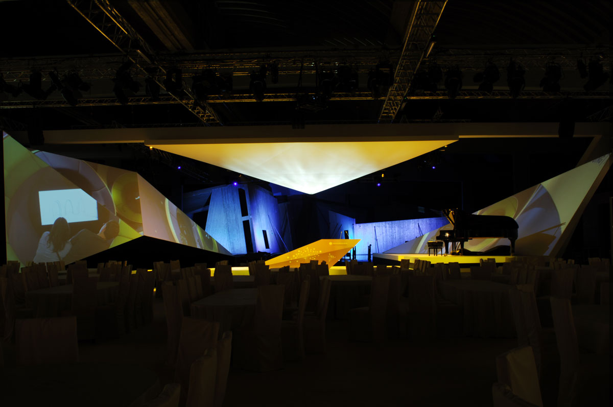 10 years Jewish Museum Berlin - Stage Design by banozic architecture ...