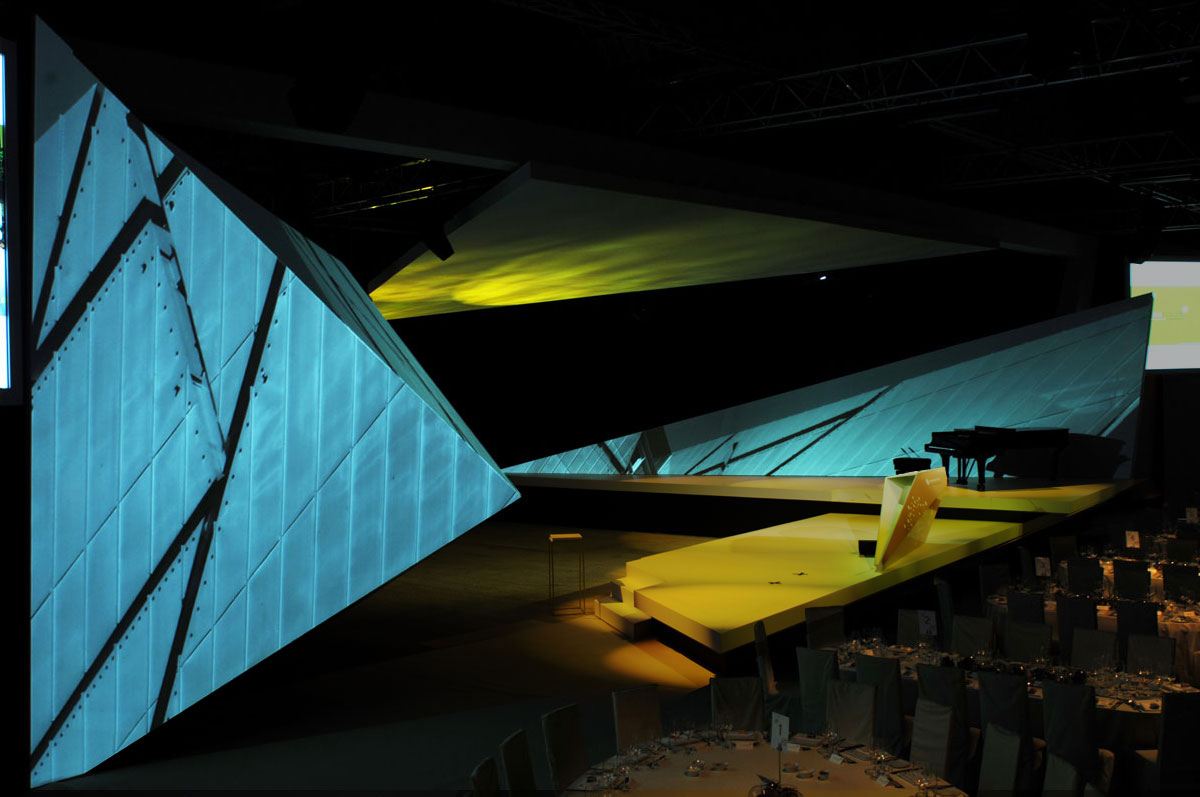 10 years Jewish Museum Berlin - Stage Design by Banozic Architecture ...
