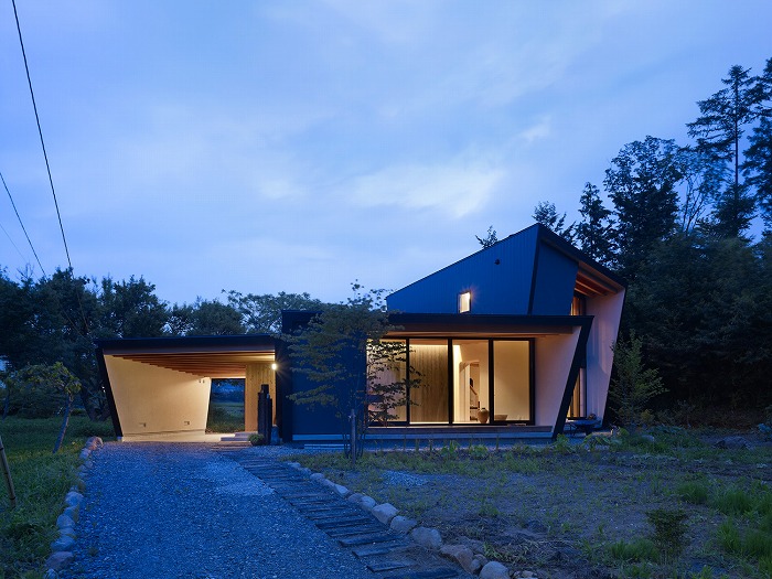 Yatsugatake Villa by MDS - Architizer