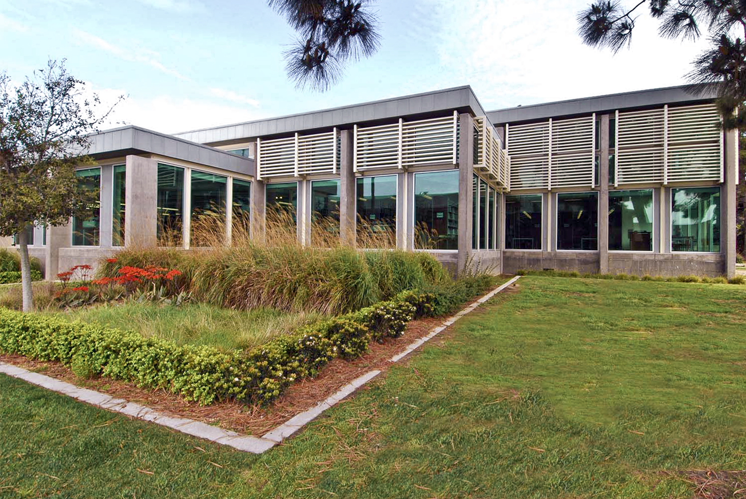Coronado Public Library by MW Steele Group - Architizer