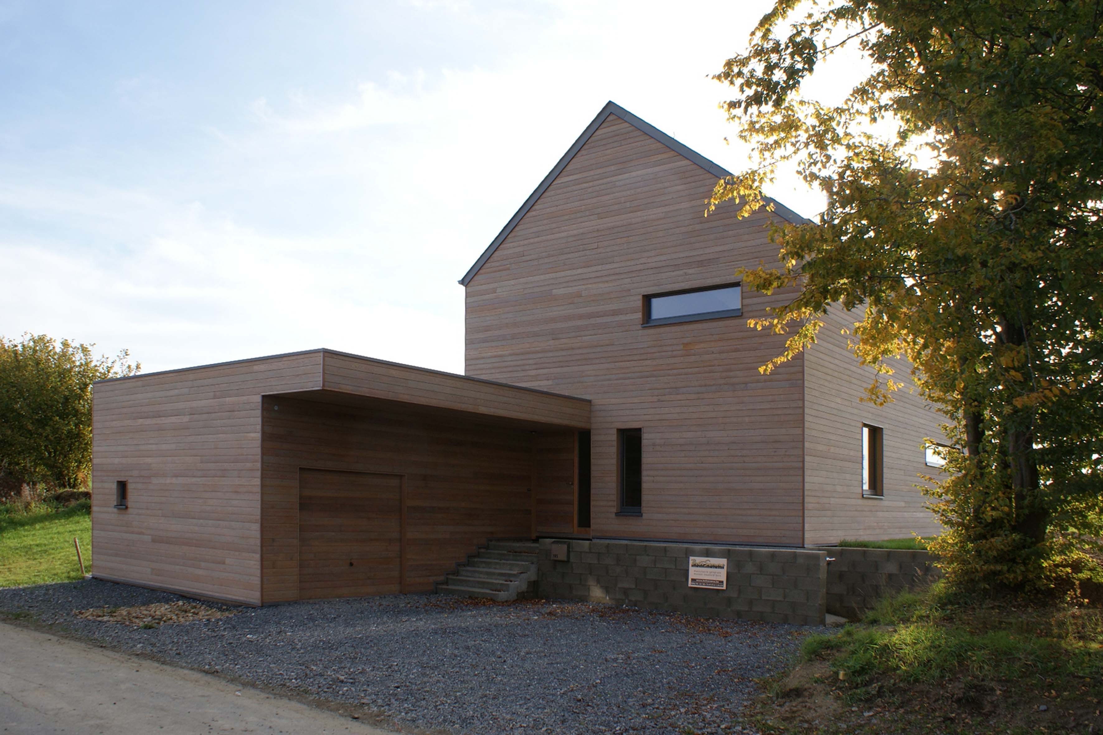 Newteam Office Building BMBT by STEINMETZDEMEYER architects - Architizer