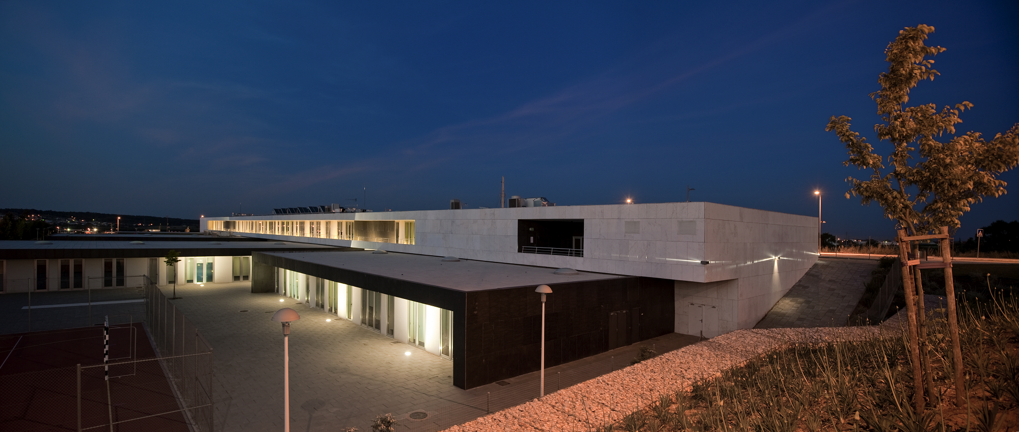 School Center Paredes Alenquer by Andre Espinho Arquitectura - Architizer