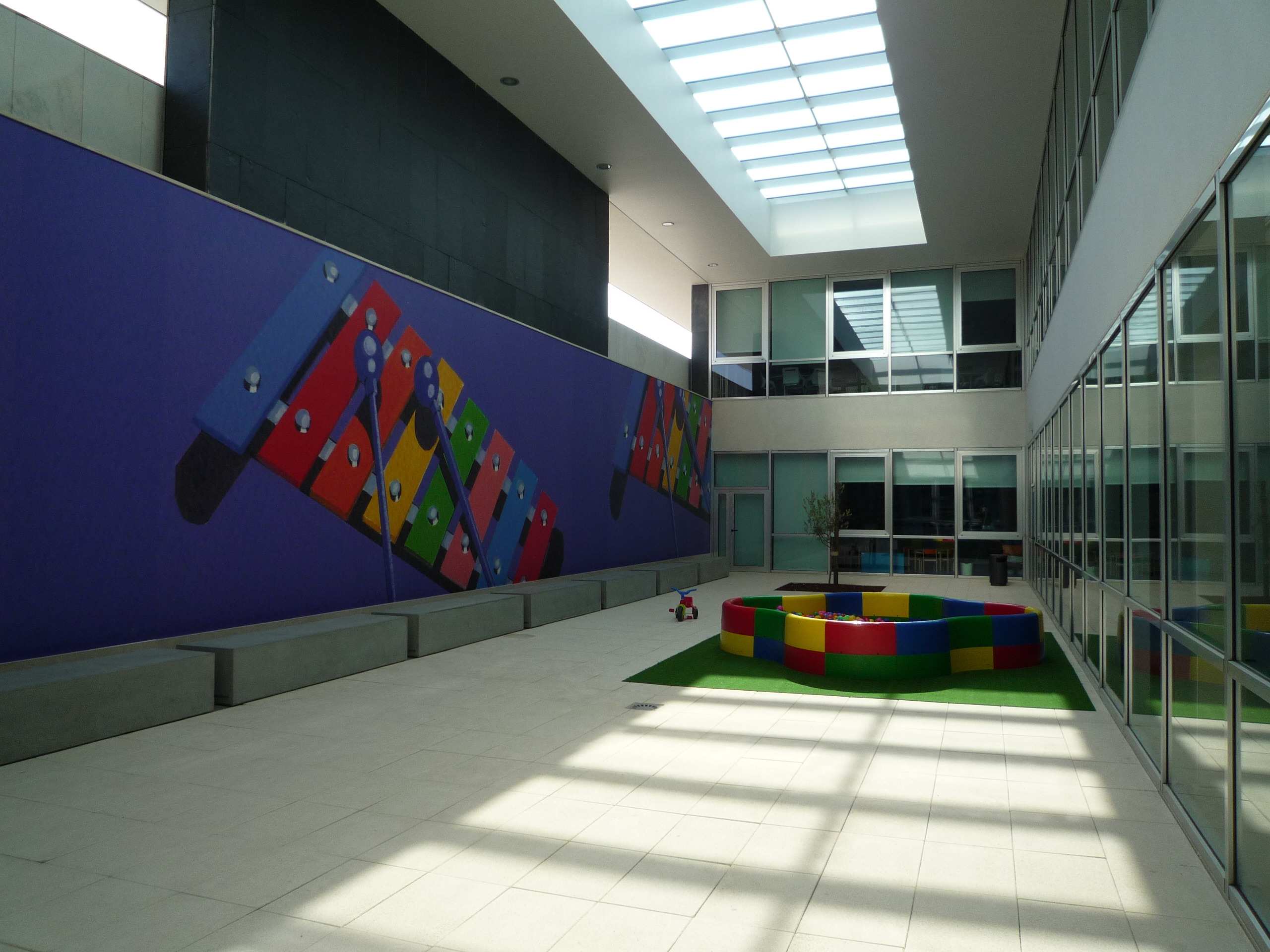 School Center Paredes Alenquer by Andre Espinho Arquitectura - Architizer