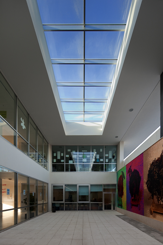 School Center Paredes Alenquer by Andre Espinho Arquitectura - Architizer