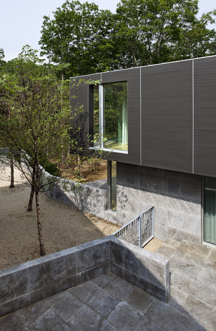 Split House by K/R by K/R - Architizer