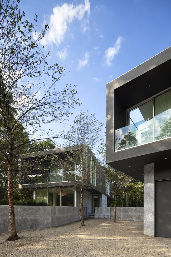 Split House by K/R by K/R - Architizer