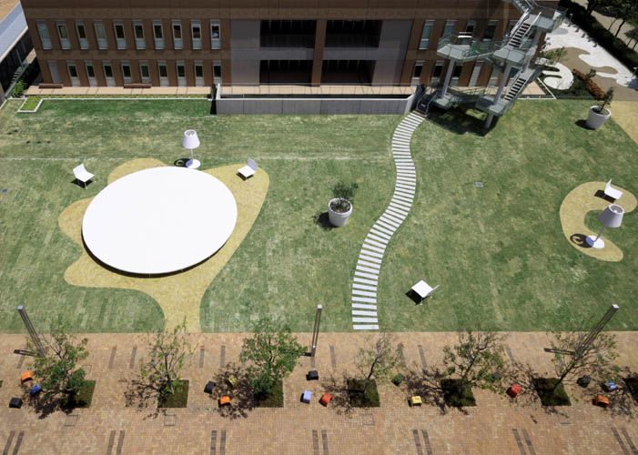 Kyushu Sangyo University Landscape Design by DESIGN NETWORK ASSOCIATES ...
