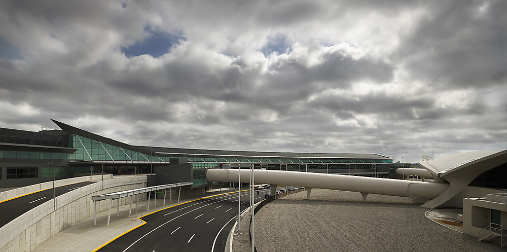 JFK International Airport, JetBlue Terminal 5 by Gensler - Architizer