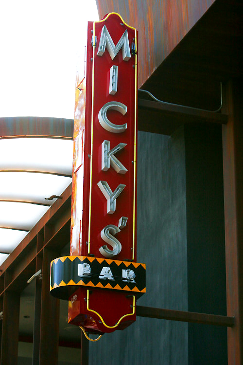 2010 AIA|LA 6TH ANNUAL RESTAURANT DESIGN AWARDS - Micky's Bar by Dean ...