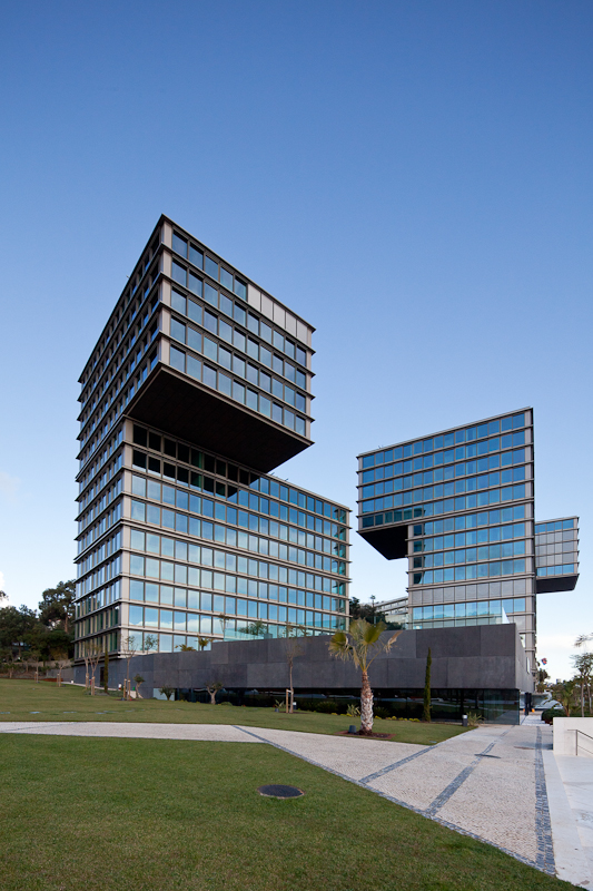 Estoril Sol Residence by Gonçalo Byrne Arquitectos - Architizer