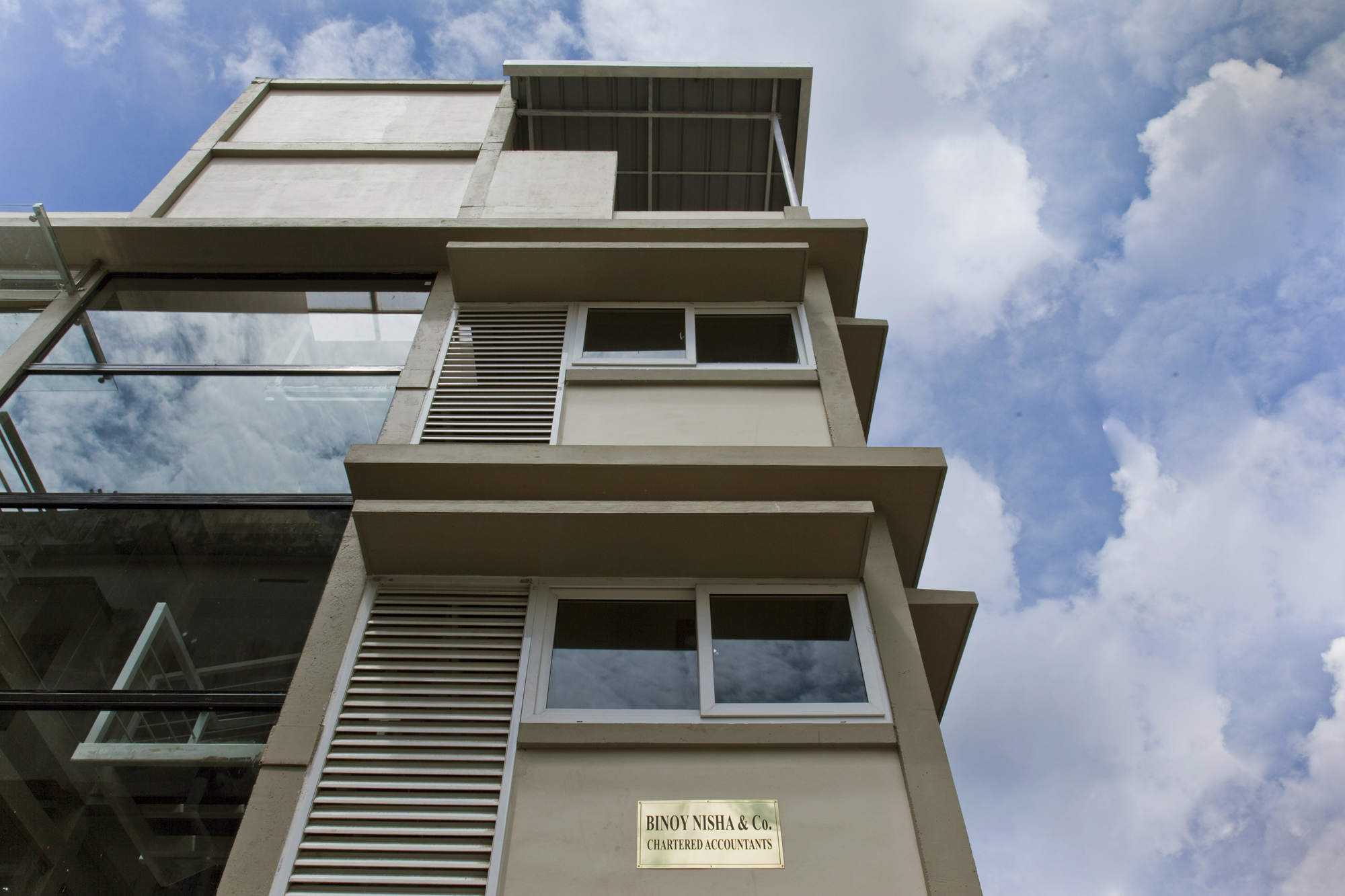 Binoy And Nisha's Office by FOLIAGE - Architizer