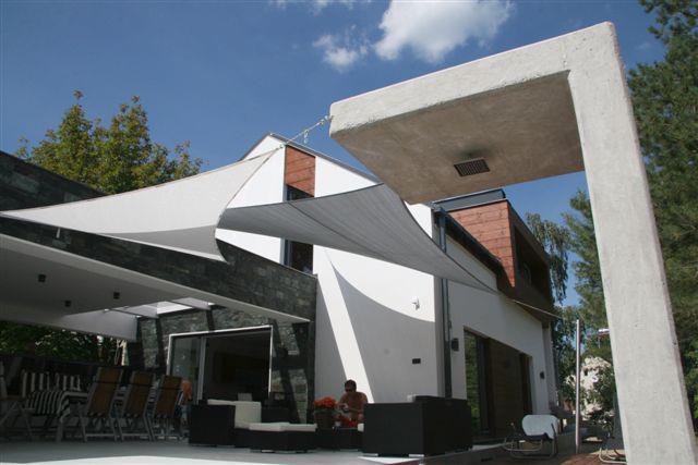 Cottage building metamorphosis by Tóth Project Architecture Office ...