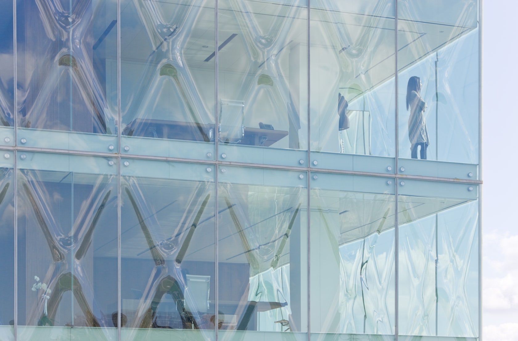 Mind Benders 5 Unbelievable Curved Glass Façades