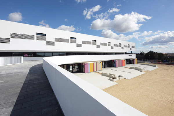 Binissalem School Complex by RipollTizon: Estudio de Arquitectura ...