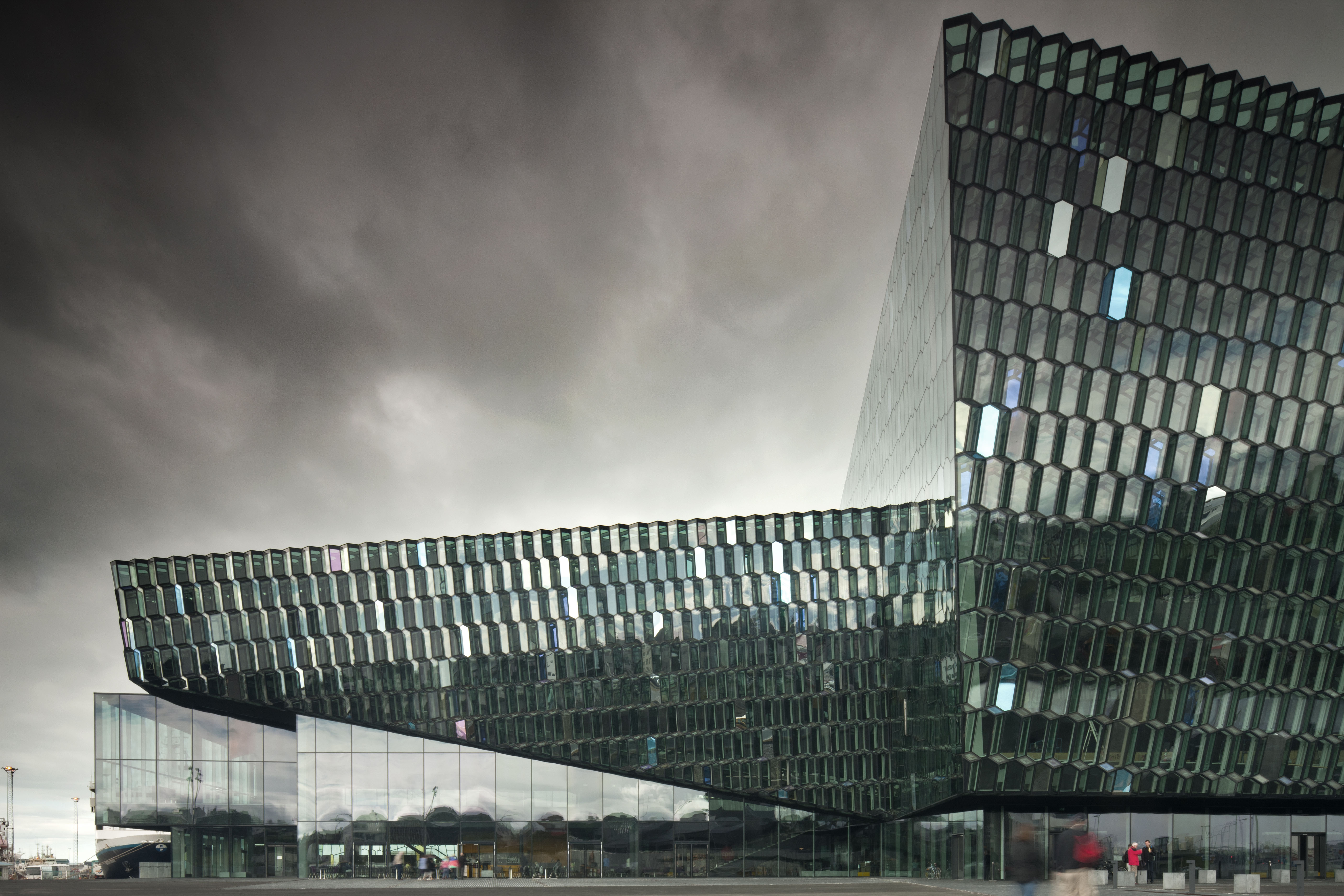 Harpa - Reykjavik Concert Hall and Conference Center by Batteriid ...