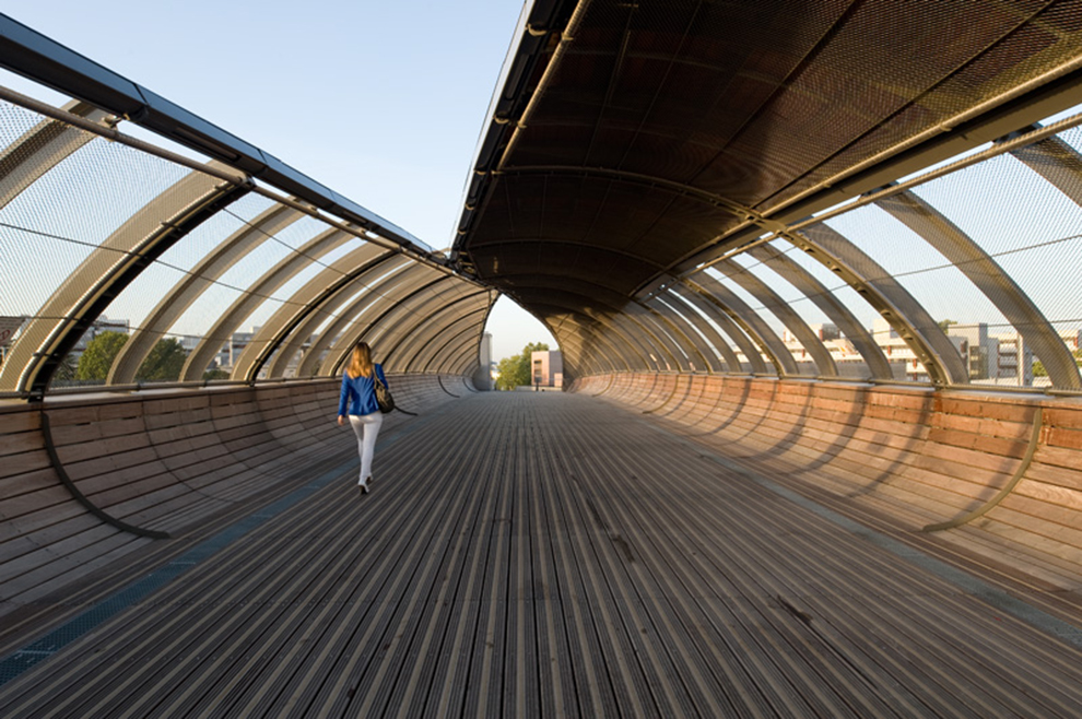 Footbridge Over the Railways by DVVD - Architizer