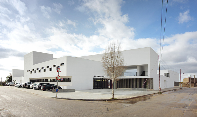 Binissalem School Complex by RipollTizon: Estudio de Arquitectura ...