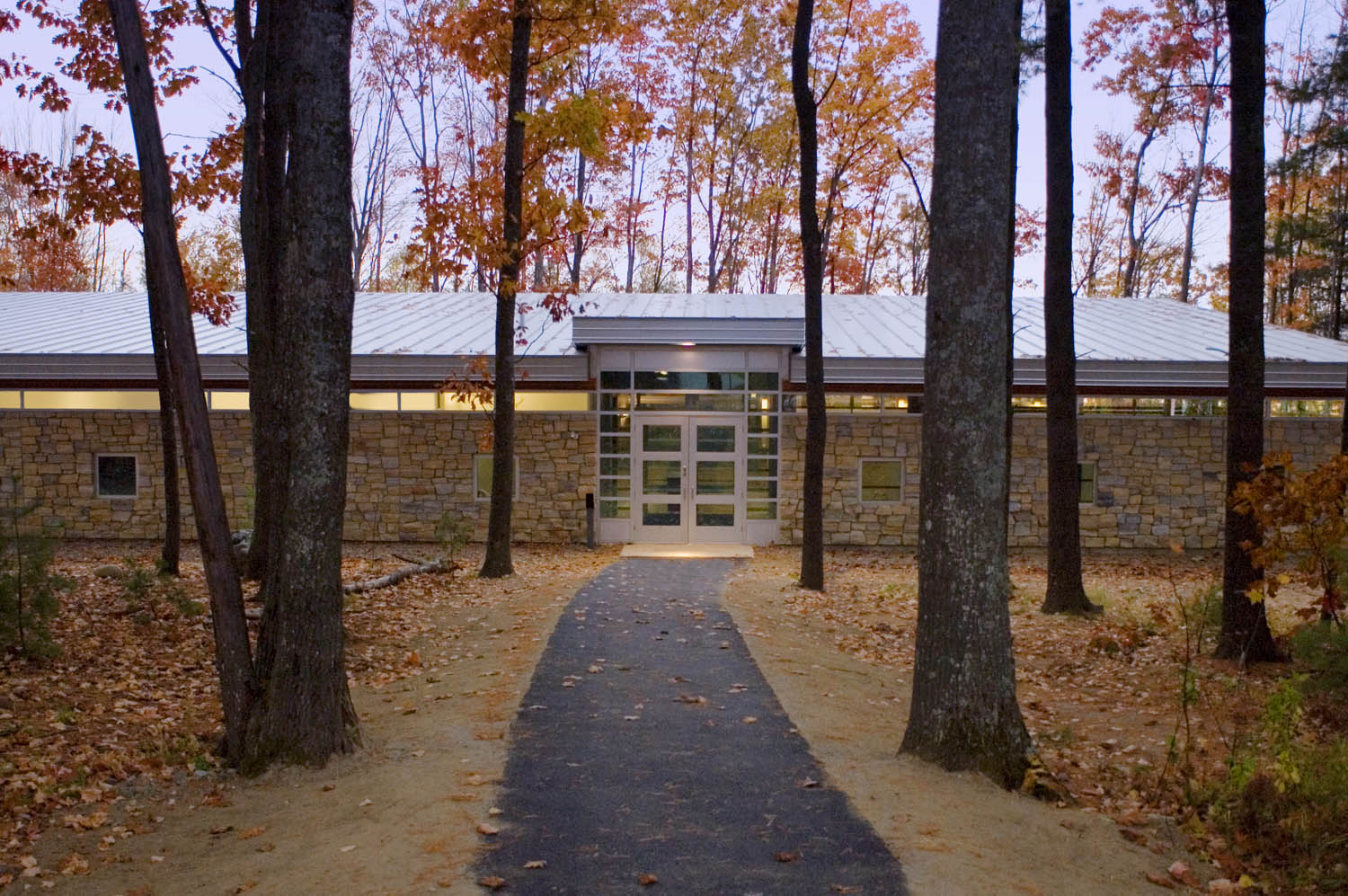 Foster Center for Student Innovation by Oak Point Associates - Architizer