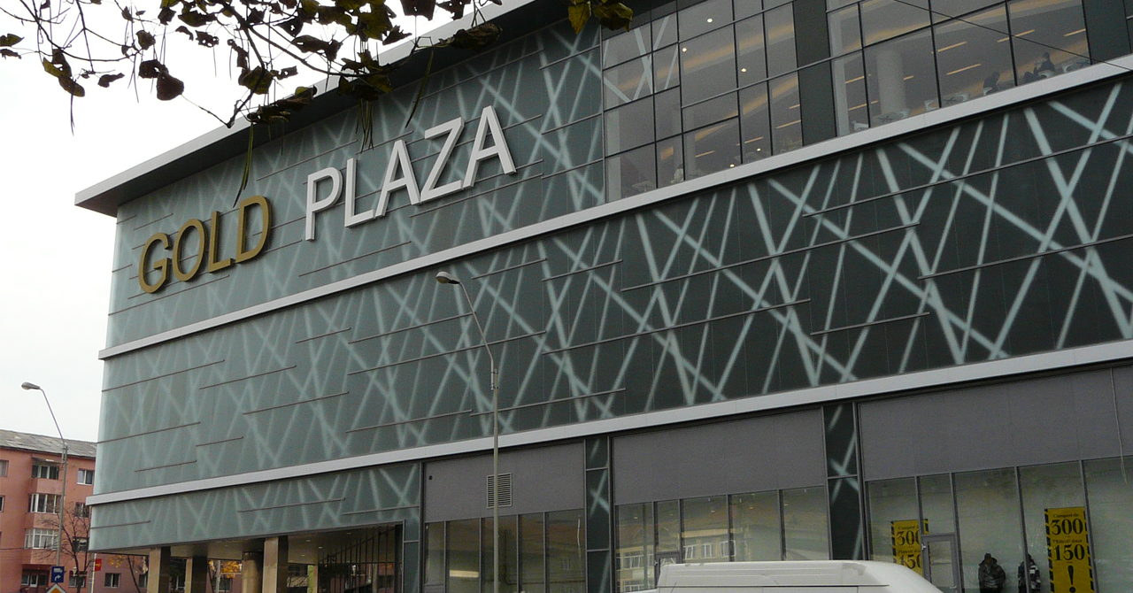 Gold Plaza shopping and entertainment centre by Mérték Architectural ...