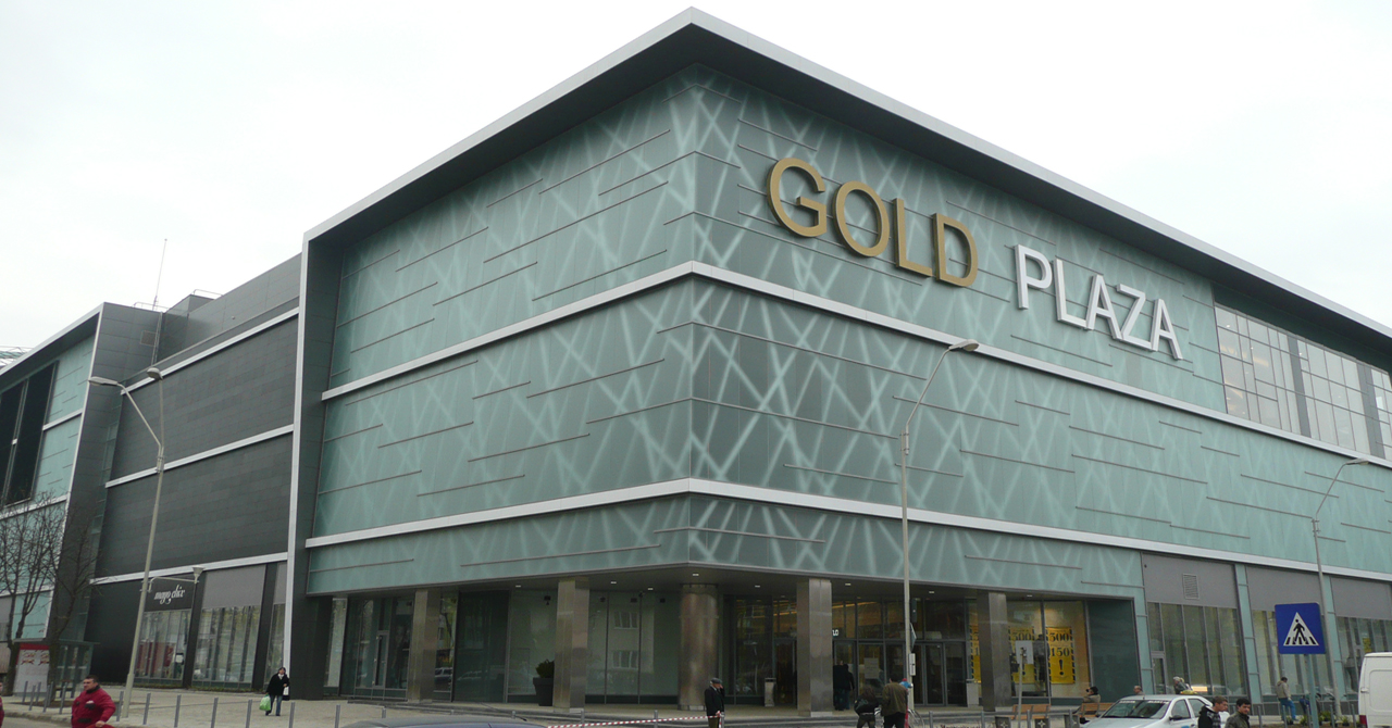 Gold Plaza shopping and entertainment centre by Mérték Architectural ...
