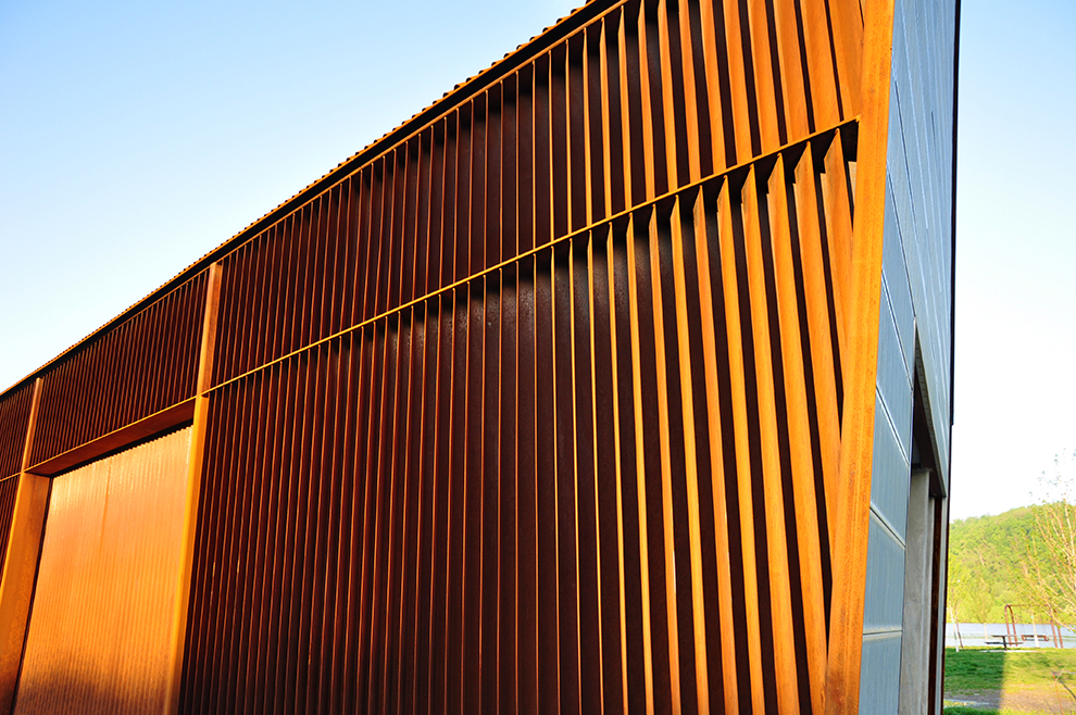 Mason Lane Farm Operations Facility by de Leon & Primmer Architecture ...