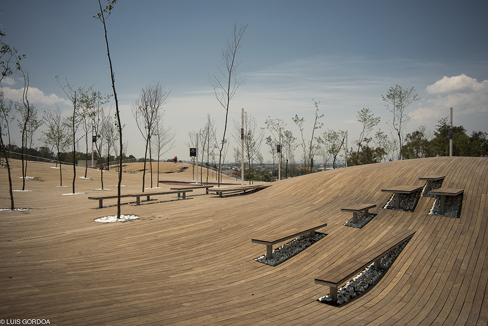 The Ripple Effect: Free-Flowing Architecture Built to Stand Out ...