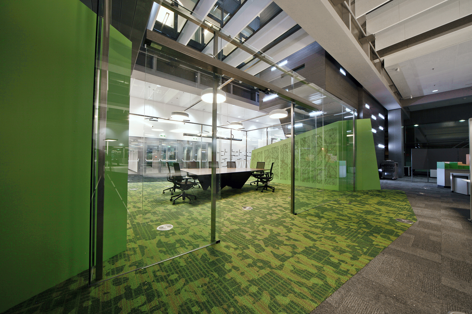 Der Standard newsroom by IDFL architecture and design - Architizer