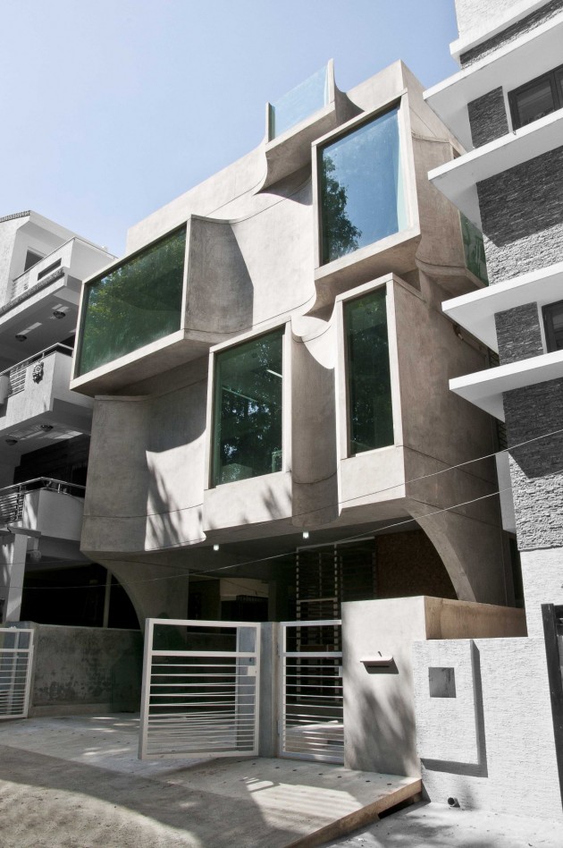 Shipara Office Building by SDeG - Architizer