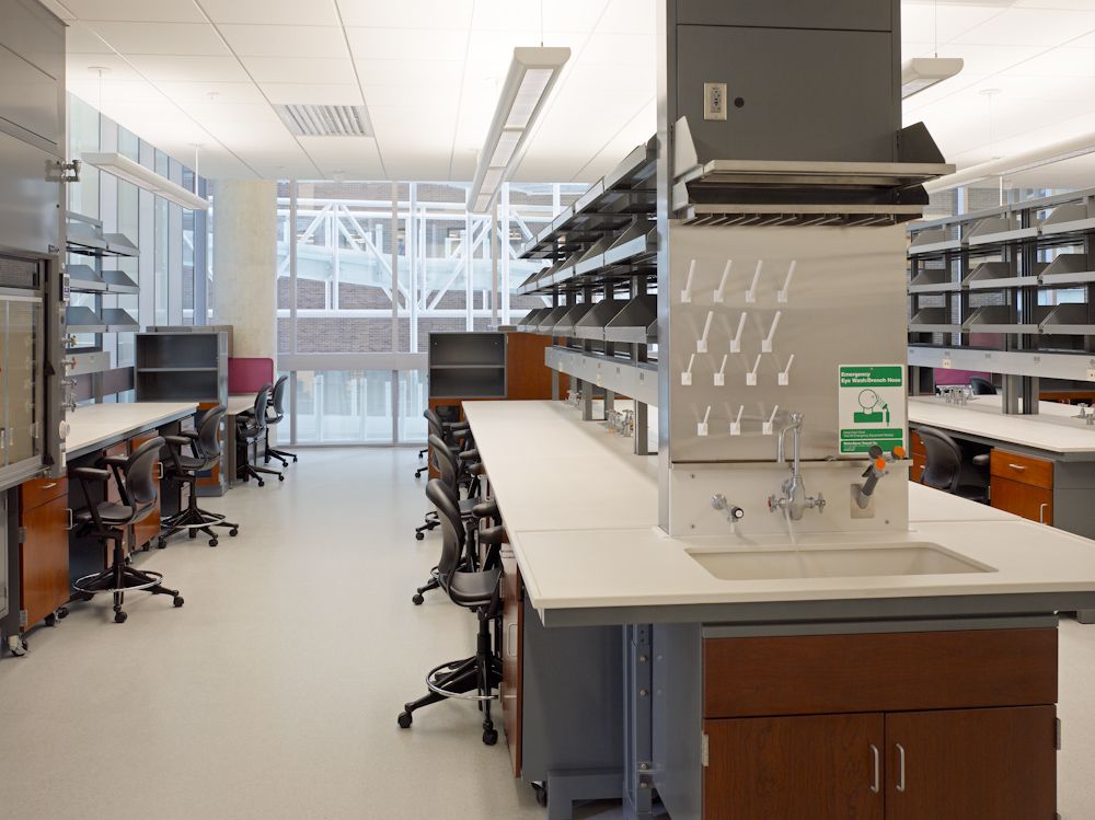 CARE/Crawely Building at the University of Cincinnati - Architizer