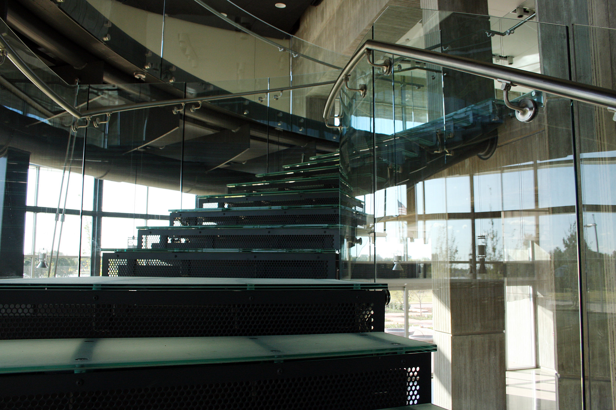 Kicker World Headquarters and Visitors Center & Museum - Architizer