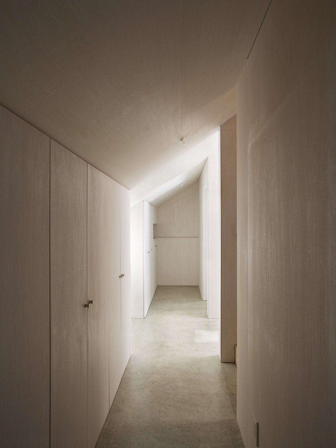 Cloudy House by Takao Shiotsuka Atelier - Architizer