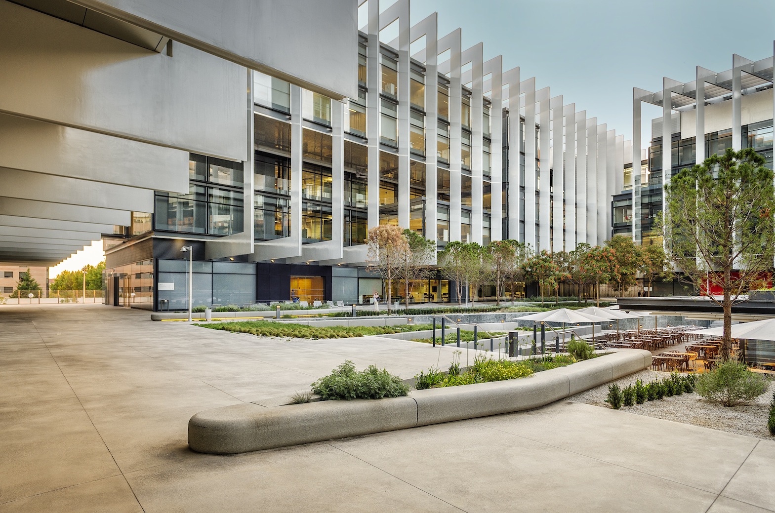 Repsol Headquarters by Rafael de La Hoz Arquitetos - Architizer